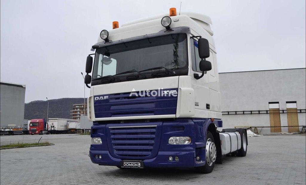 DAF XF 105 460 tegljač