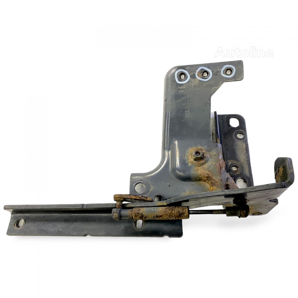 Lower Grille Hinge, Right Scania R-series (01.04-) 1727264 1451586 za Scania P,G,R,T-series (2004-2017) autobusa