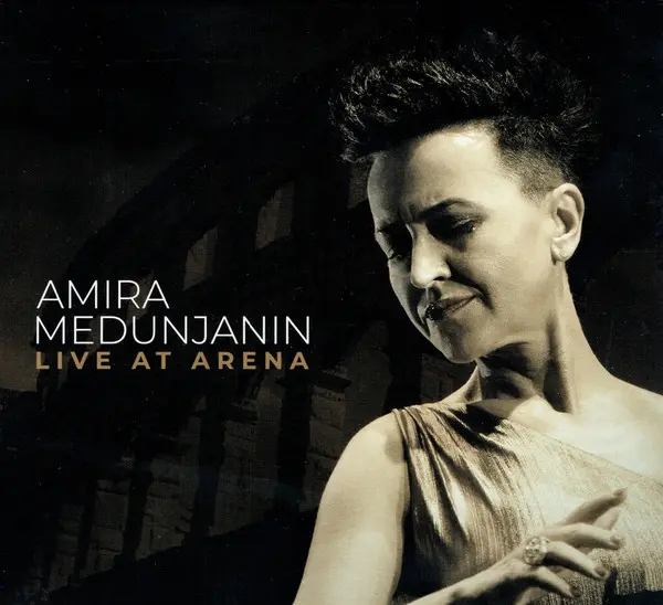 Amira Medunjanin - Live At Arena