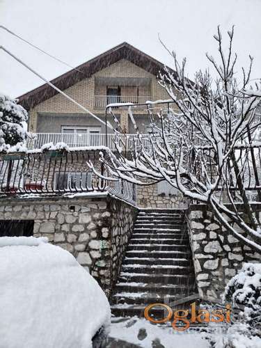 KUĆA - RAKOVAC - RAKOVAC - 300m2 - 329600 evra
