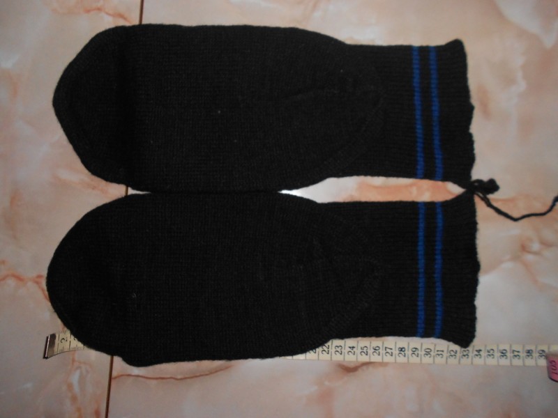 Čarape vunene štrikane,unisex br 42/25 cm NOVO