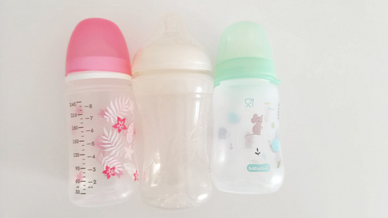 Tri flašice za bebe