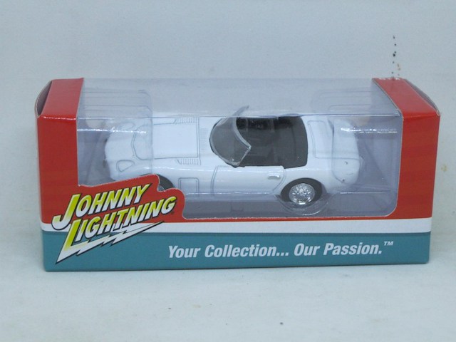 1:64 johnny lightning toyota 2000GT