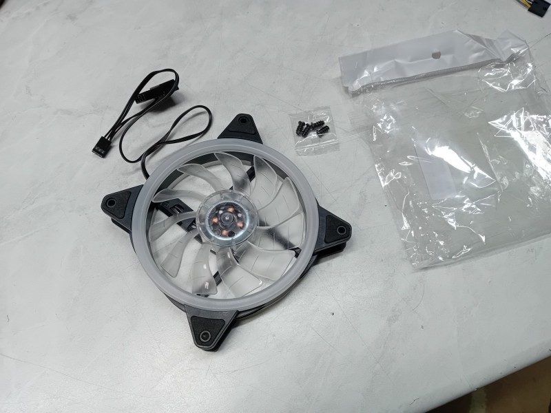 RGB Fan 12cm novo 12v na moleks i pin3