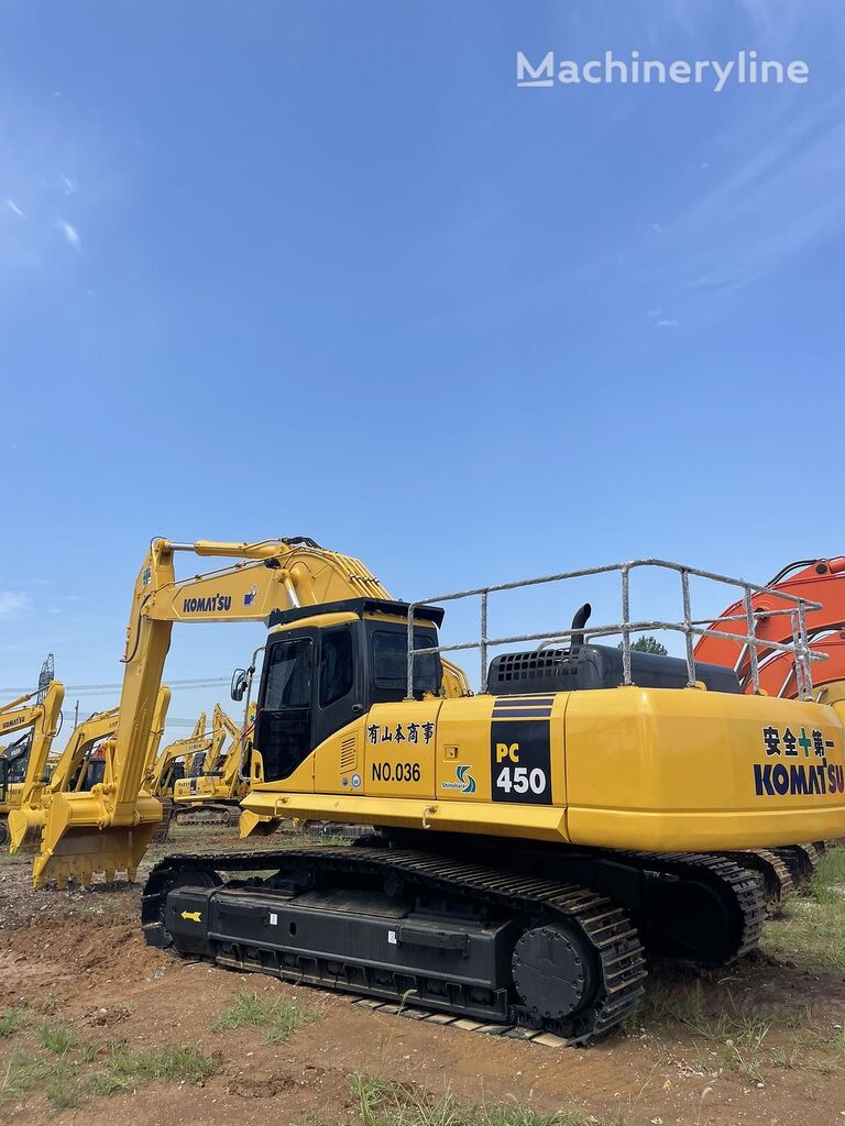 Komatsu PC450 bager guseničar