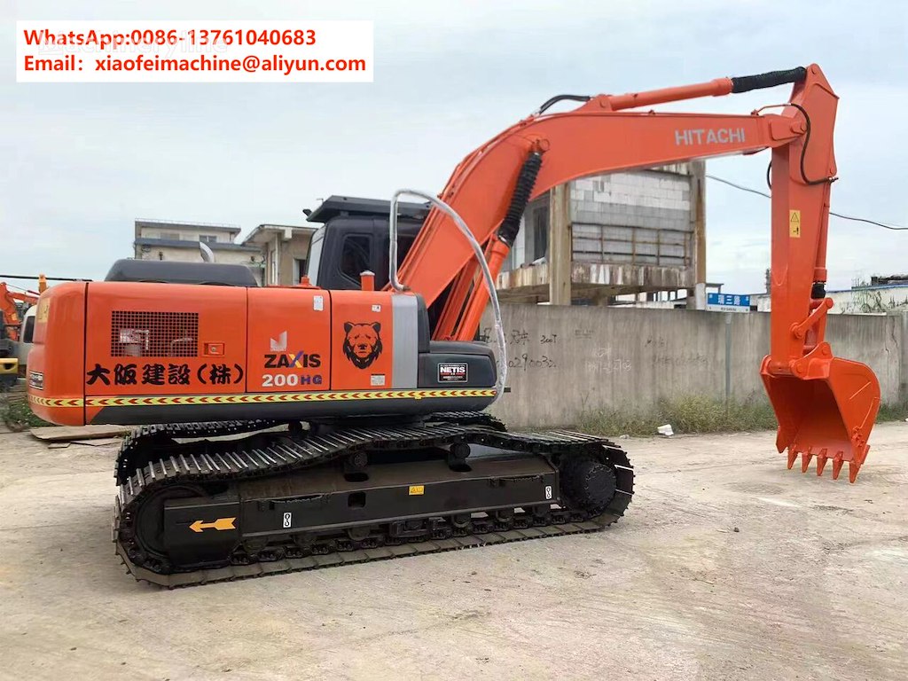 Hitachi ZX200 bager guseničar