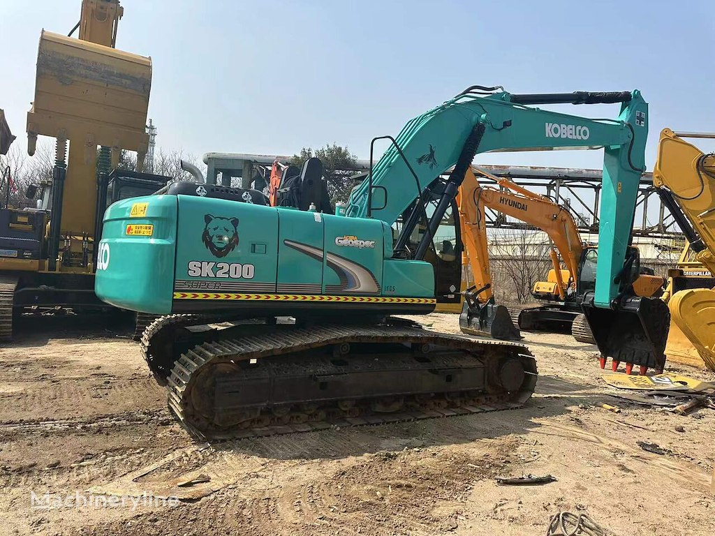 Kobelco SK200-8 bager guseničar