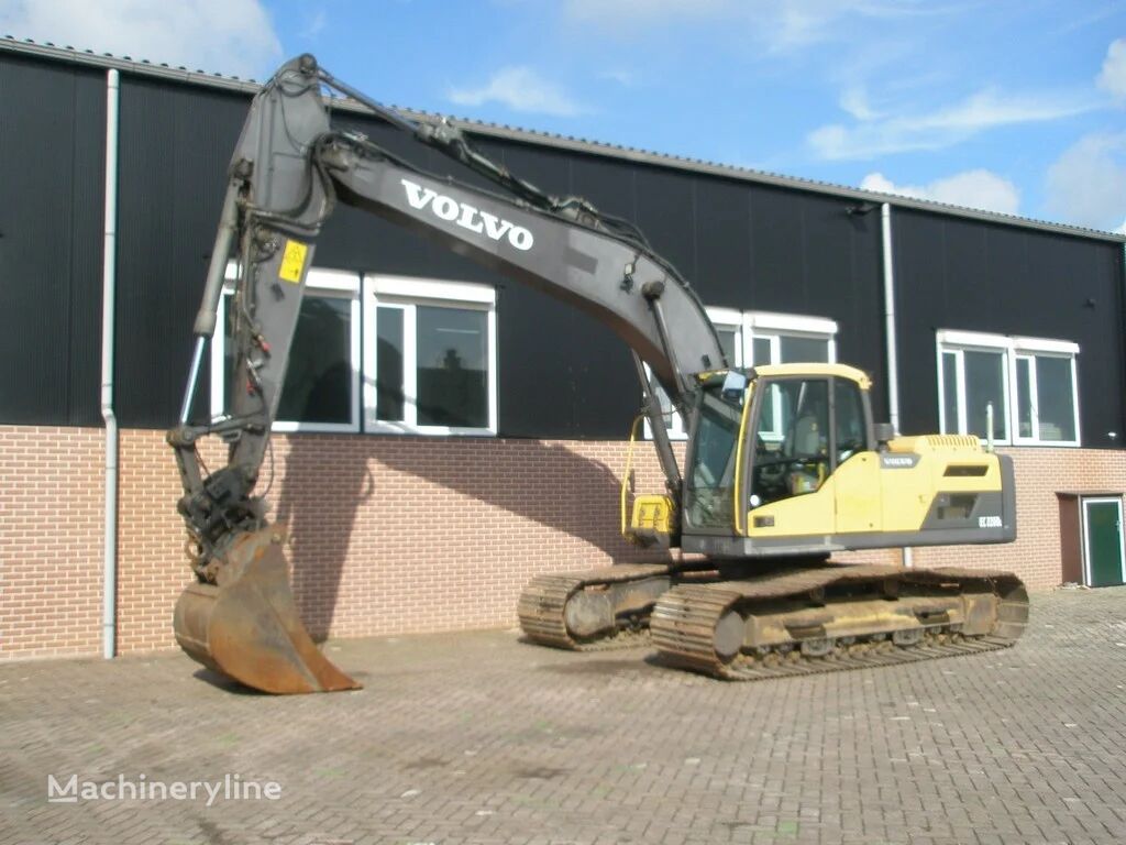 Volvo EC220DL bager guseničar