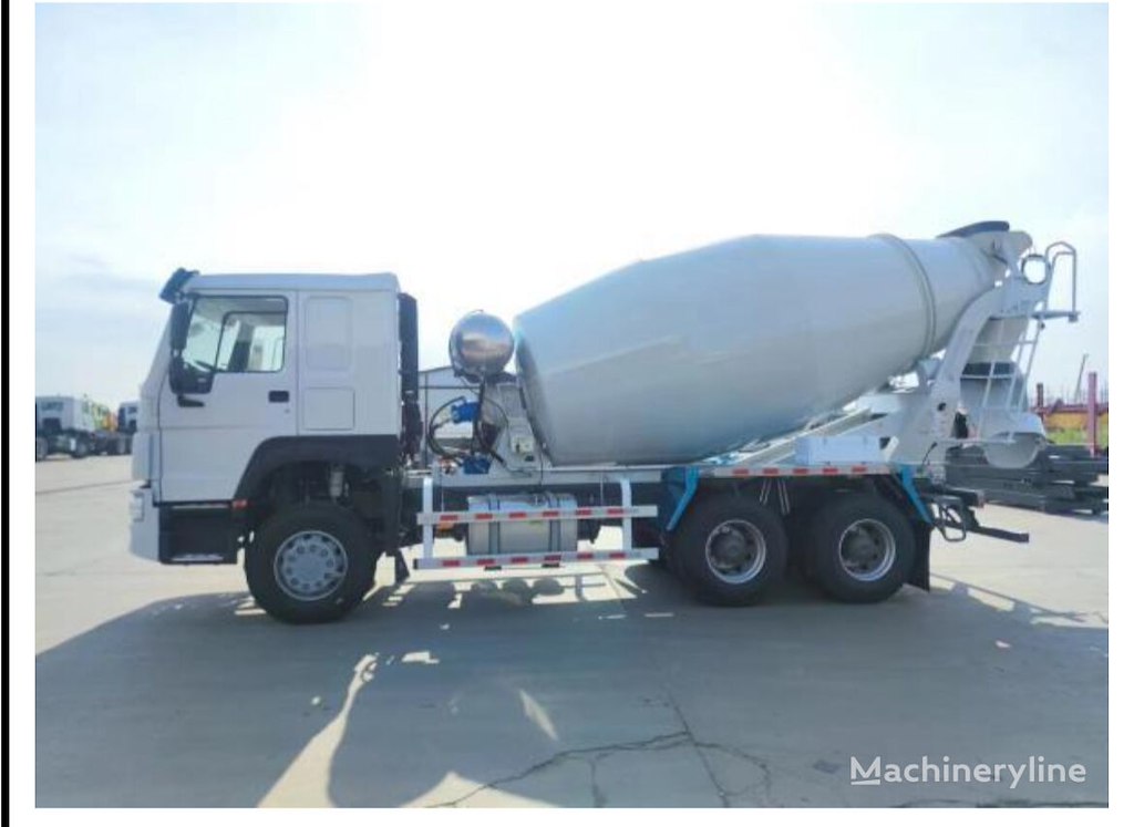 Novi Sinotruk Howo 6*4,LHD,10m3 kamion s mešalicom za beton