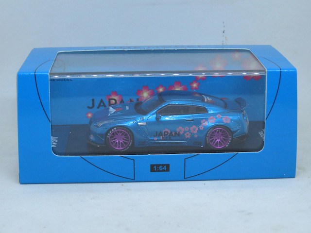 1:64 time model nissan GTR