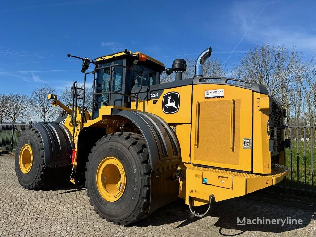 Novi John Deere 744 P new unused prednji utovarivač