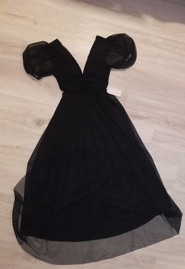 Crna maxi haljina