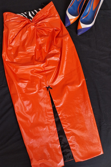 Mona suknja, midi dužine, narandžasta%%%
