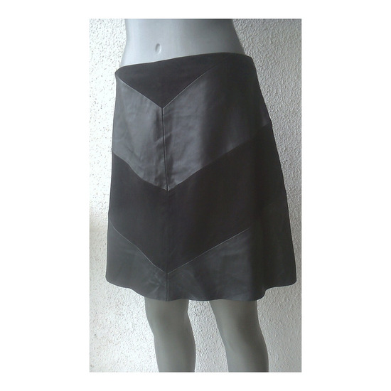 crna mini suknja eko koža broj M ZARA BASIC