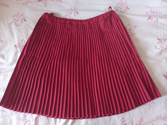 Crvena vintage suknja