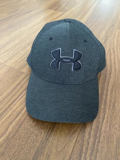 Under Armour kacket NOV L/XL obim 60 cm