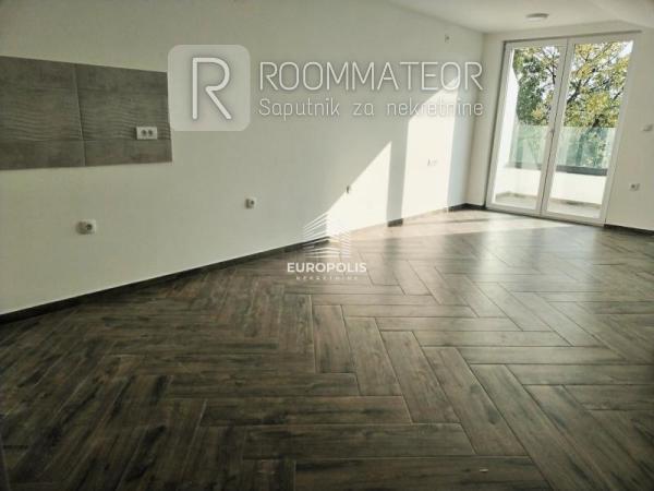 Negovana Ljubinkovića, Dvoiposoban stan na prodaju, 54m2, 91.000€