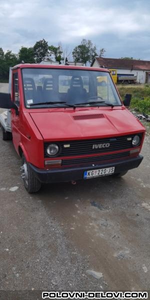 Iveco Daily Kompletan Auto U Delovima