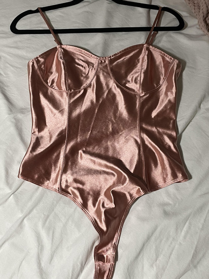 roze bodi H&M