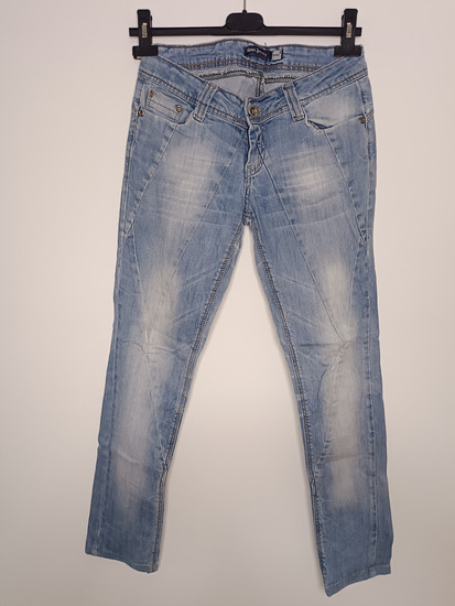 Nesal jeans Vel 27