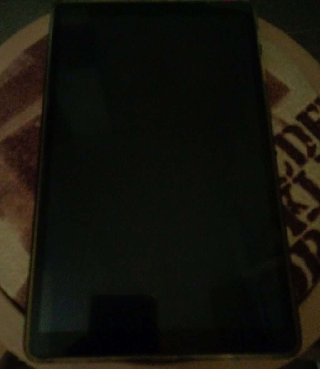 Samsung Galaxy Tab A10.1 (2019) Srebrne boje, u odličnom stanju