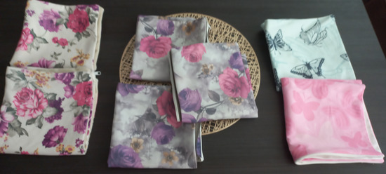 3 cvetne jastucnice 40×40