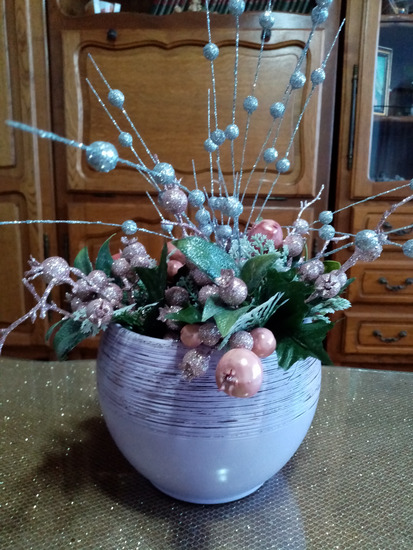 Vaza sa dekoracijom