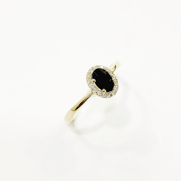 Verenički prsten sa crnim cirkonom