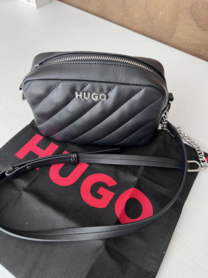 Hugo crna torbica