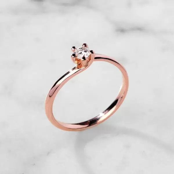 Dijamantski prsten od roze zlata, 4112