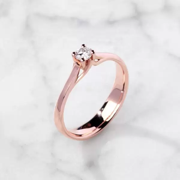 Prsten od roze zlata sa dijamantom, 4115
