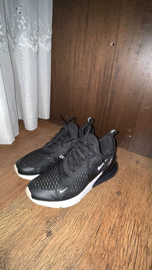 Nike AirMax 270