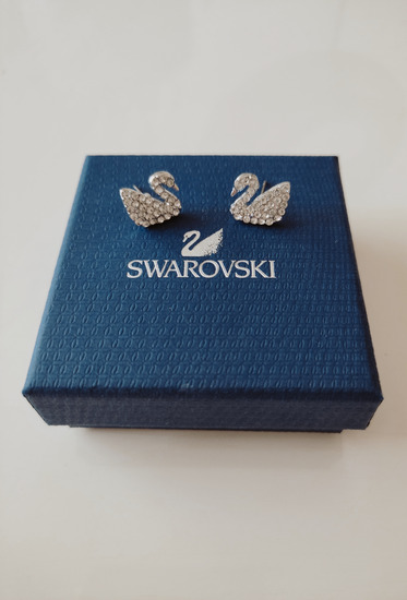 Swarovski swan nove minđuše