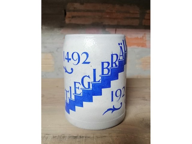 Krigla za pivo Stieglbrau 0.5 lit keramika