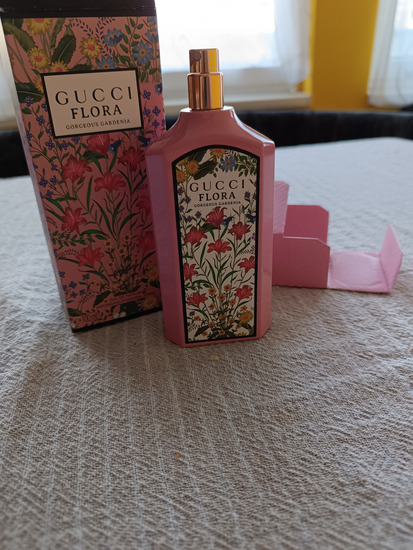 Gucci flora