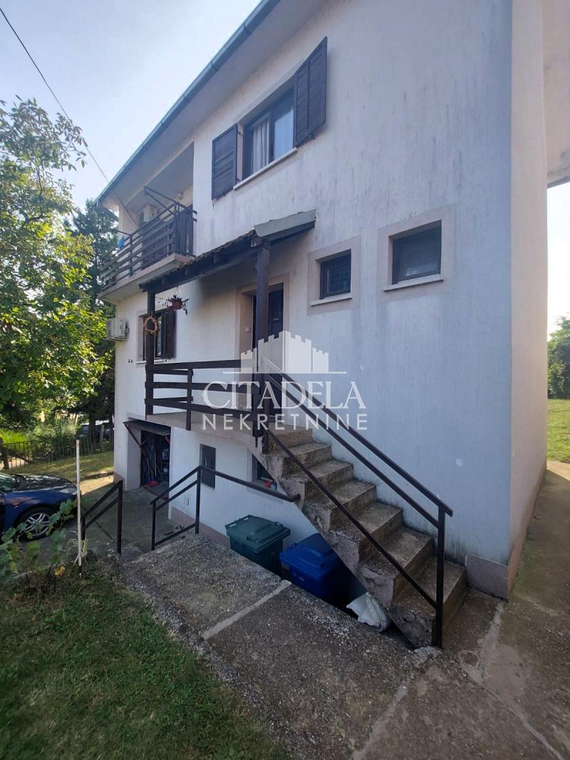 Sremčica - Školska, 87+19+7,7a ID#1537 115.000 €