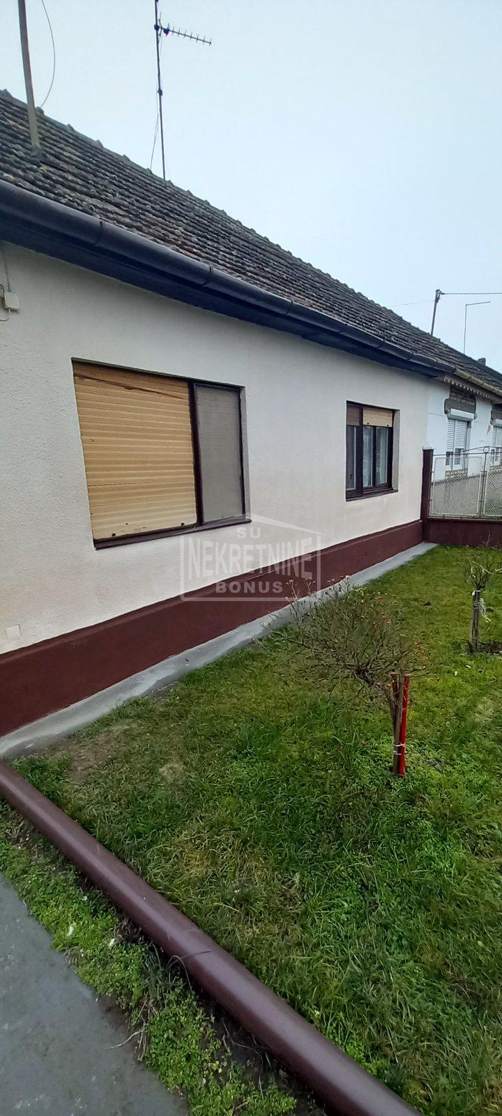 Subotica-Aleksandrovo-dvosobna kuća od kombinovanog materijala,jeftina ID#1210 50.000 €