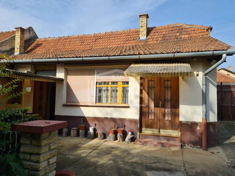Subotica-Novi grad-kuća od mešovitog materijala na dobroj lokaciji ID#1214 60.000 €