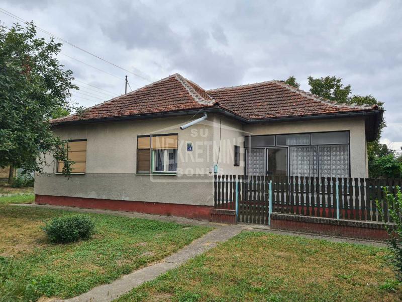 Subotica-Bajmok-kuća od tvrdog materijala blizu centra ID#1399 33.000 €