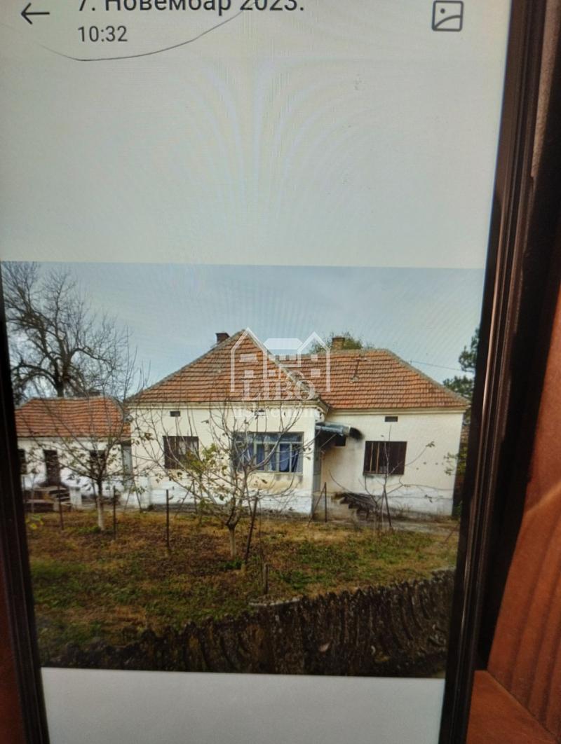 Prodaje se seosko gazdinstvo u selu Rutevac-Aleksinac ID#2018 32.000 €