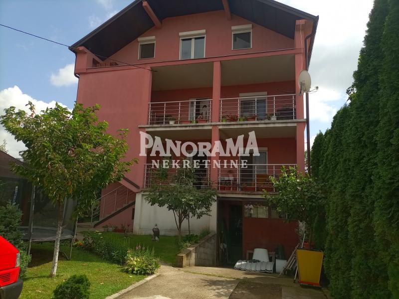 Surčin kuća Pr+1+Ptk,384m2,uknjiženo ID#2927 499.000 €