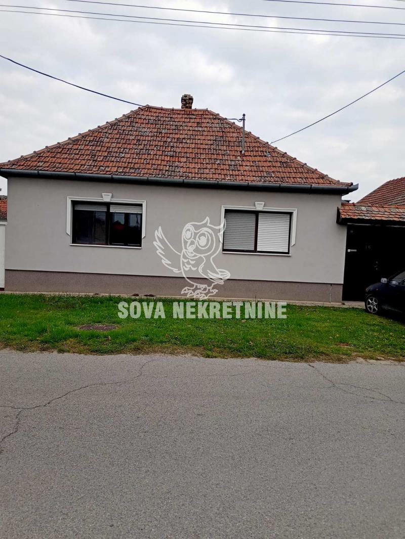 Kuća sa tri stambene jedinice ID#1320 64.500 €