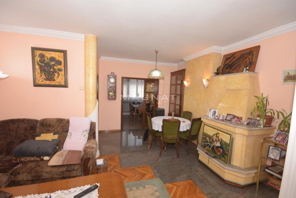 Kuća Kaludjerica - plac 6 ari ID#4182 300.000 €