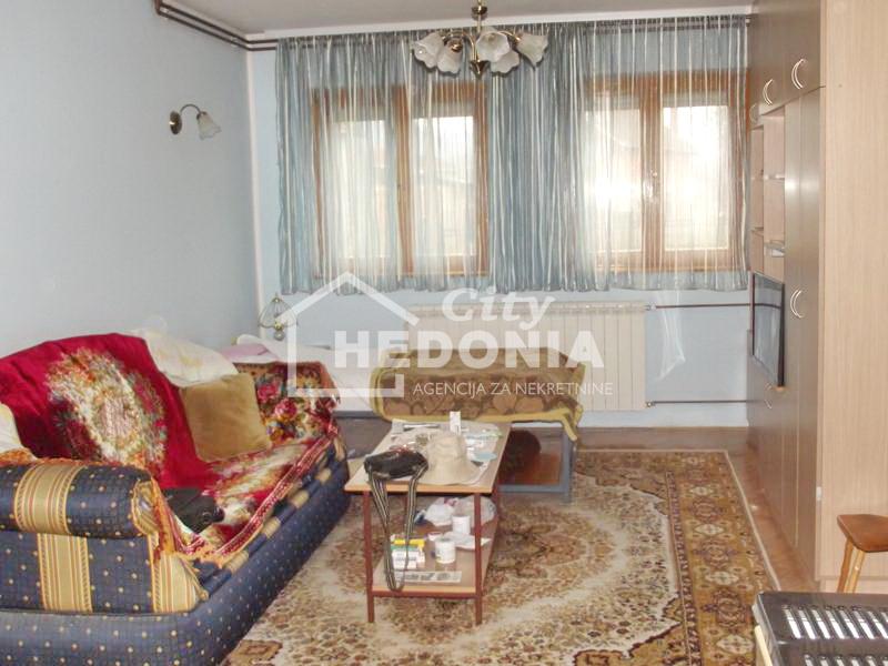 Komforna novija dvoetažna kuća u Mataruškoj banji ID#7133 75.000 €