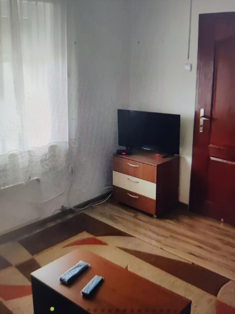 1.5 ZVEZDARA,RUDJERA BOSKOVICA ID#1014 400 €