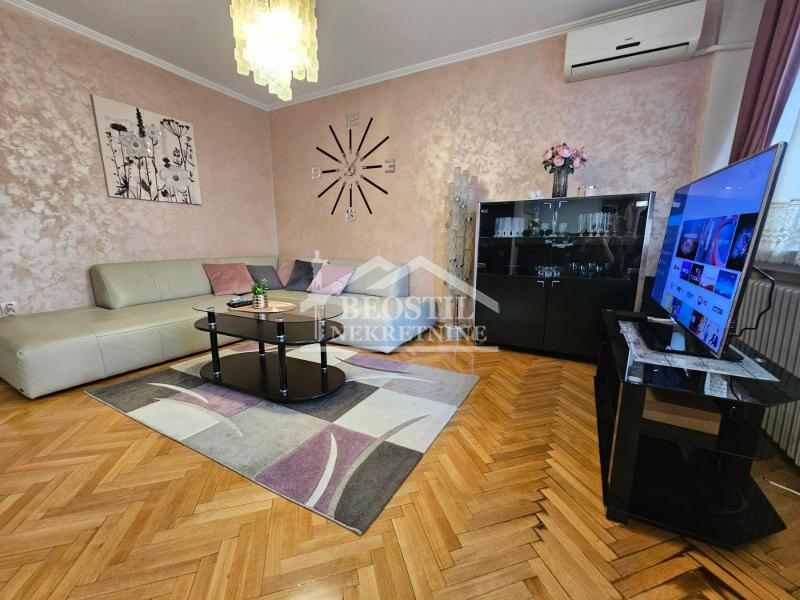 Savski Venac - Slavija - 80m2 ID#19295 1.000 €