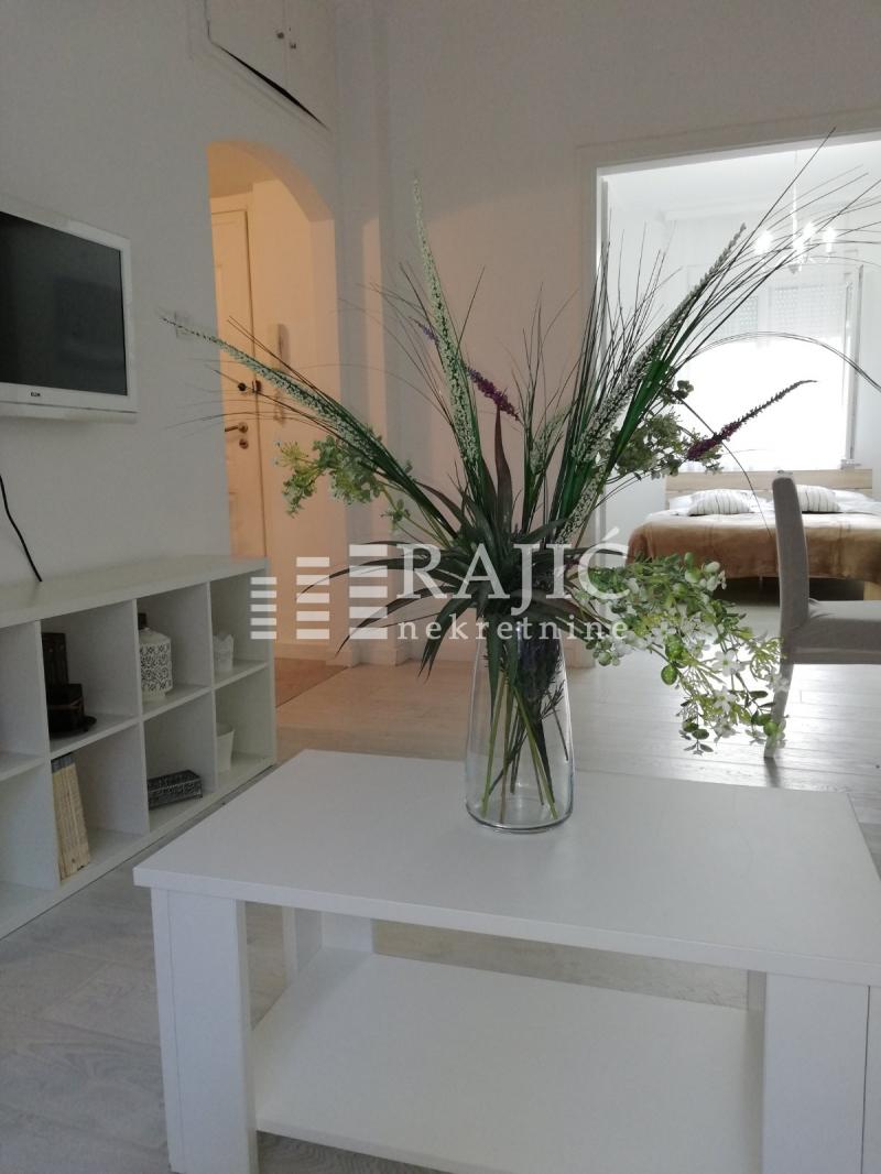 Centar,Kosančićev venac,40m2,2.0 #3658 1.300 €