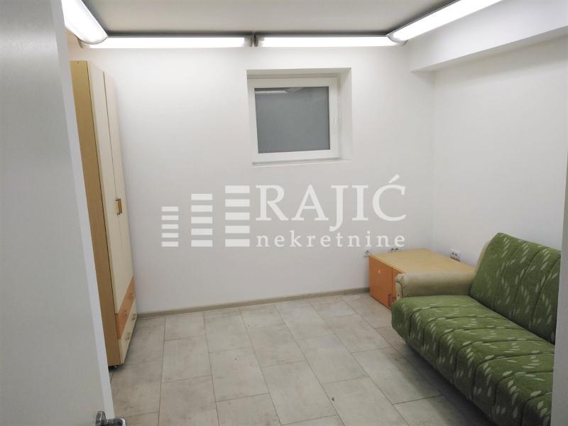 Centar,Đušina,35m2,1.5,dobra lokacija #3041
500 €