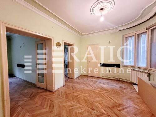 Centar,Strahinjića Bana,74+25m2-odlična lokacija #3491
1.500 €