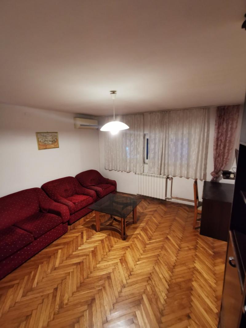 Prodaje se stan,Juzni bulevar ID#1298 145.000 €